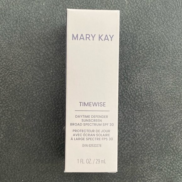Mary Kay | Skincare | Mary Kay Time Wise Daytime Defender Sunscreen Broad Spectrum Spf 3 | Poshmark